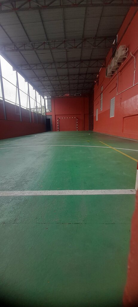Yüksekokul Colégio Santa isabel, Loanda, foto