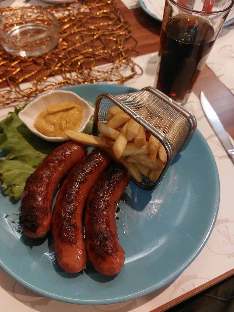 Kafe Kafe-Restoran Zamak, Semendire, foto