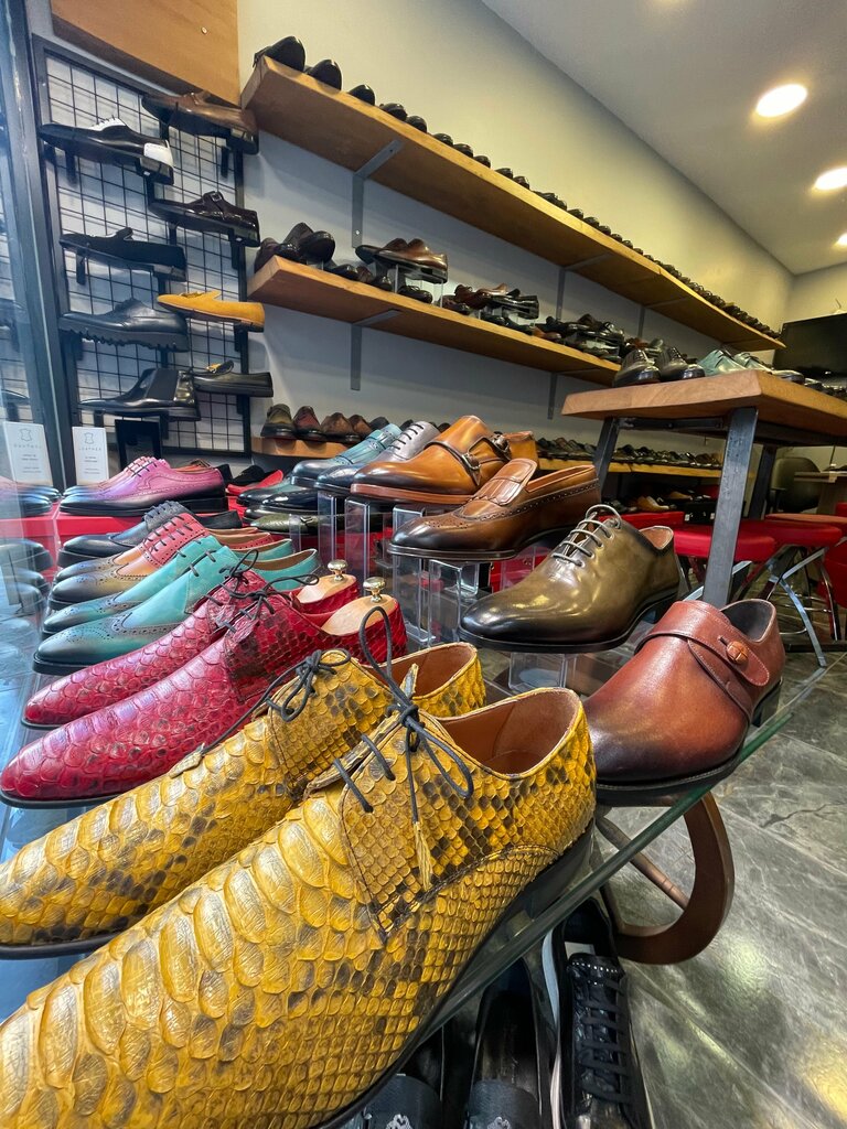Ayakkabı firmaları Renzo Lucci, İstanbul, foto