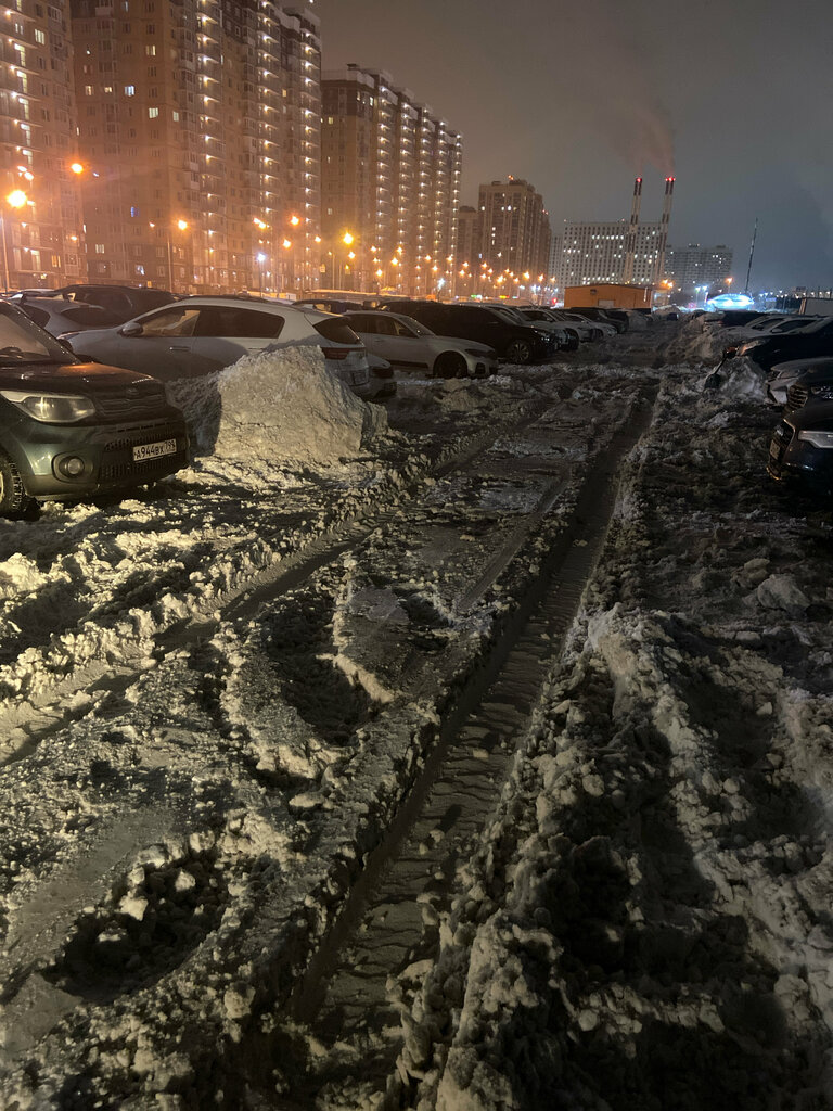 Otoparklar Parking lot, Liubertsy, foto