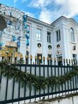 Beliy dom baleriny (Abazinskaya ulitsa No:98), otel  Suhum'dan