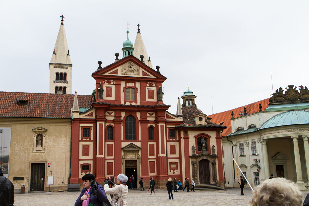 Turistik yerler Old Royal Palace, Prag, foto