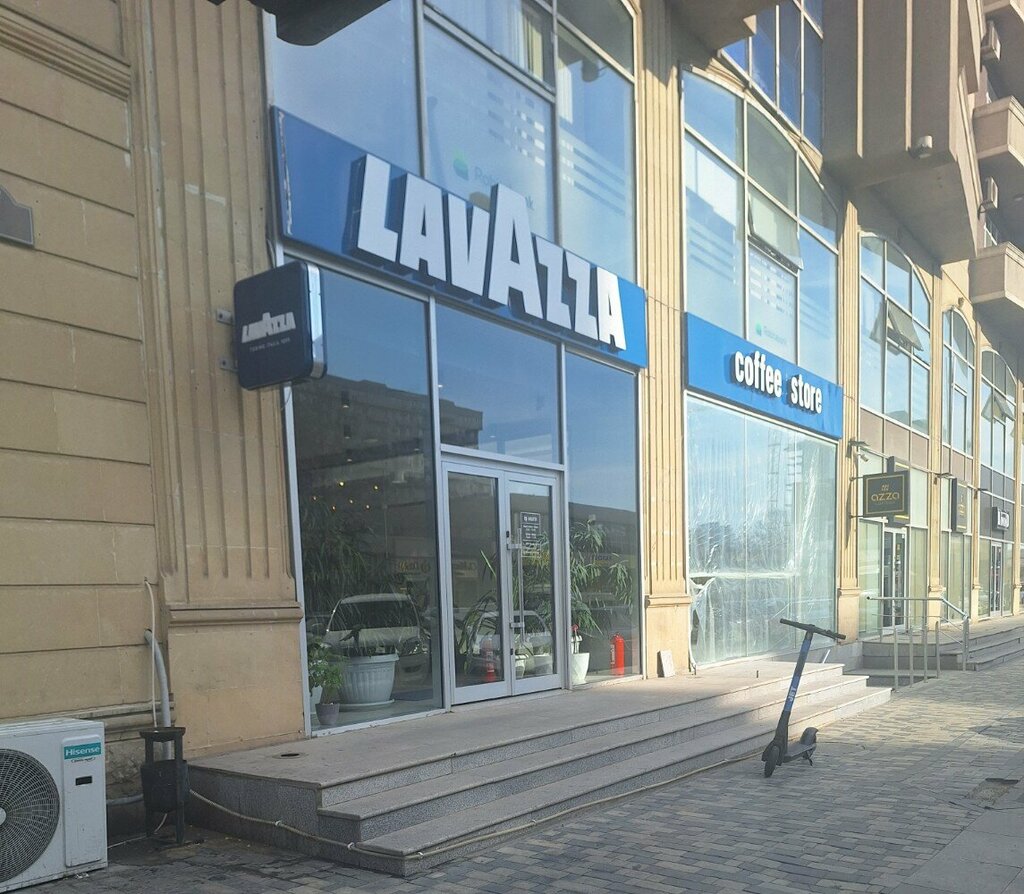 Çay-kahve makinaları, otomatları Lavazza, Bakü, foto