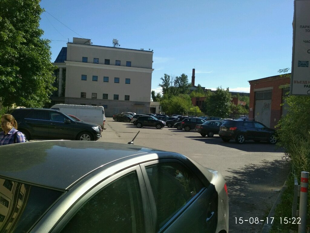 Otoparklar Parkovka dlya posetiteley Tk Galereya 1814, Saint‑Petersburg, foto