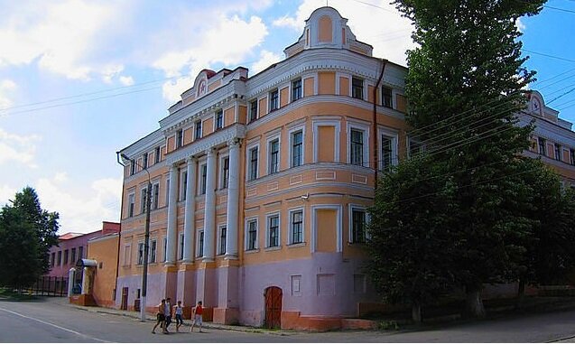 Yüksekokul Московский государственный технический университет гражданской авиации, Рыльский авиационный технический колледж, Rylsk, foto