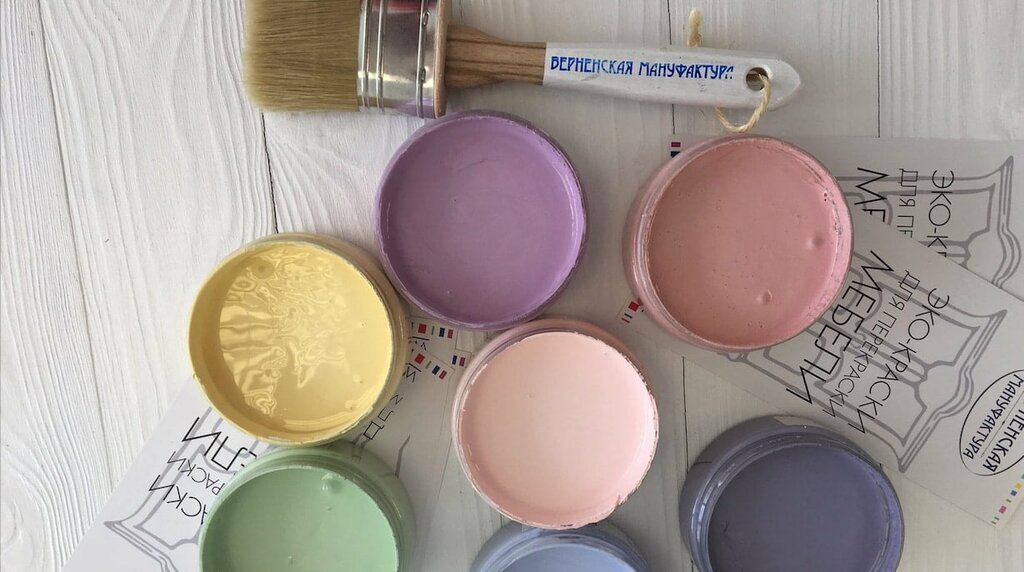 Boya ve cila malzemeleri üretim ve satış yerleri Kraski dlya mebeli, Saint‑Petersburg, foto