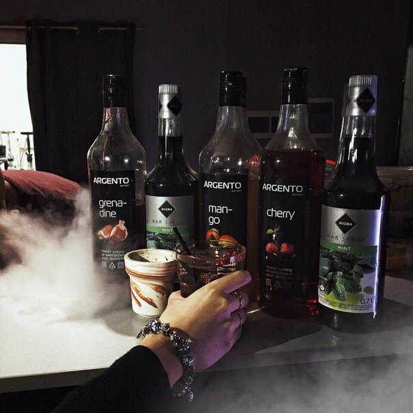 Nargile kafeler Vins Lounge Club, Odintsovo, foto