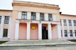 Mbou Srednyaya obshcheobrazovatelnaya shkola № 2 (ulitsa Suvorova No:2А), ortaokul  Verhni Ufaley'den