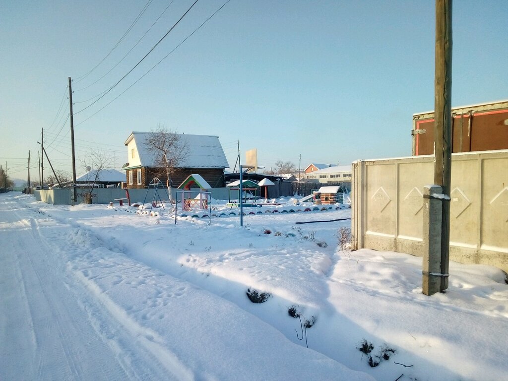 Oyun alanı Playground, Omsk, foto
