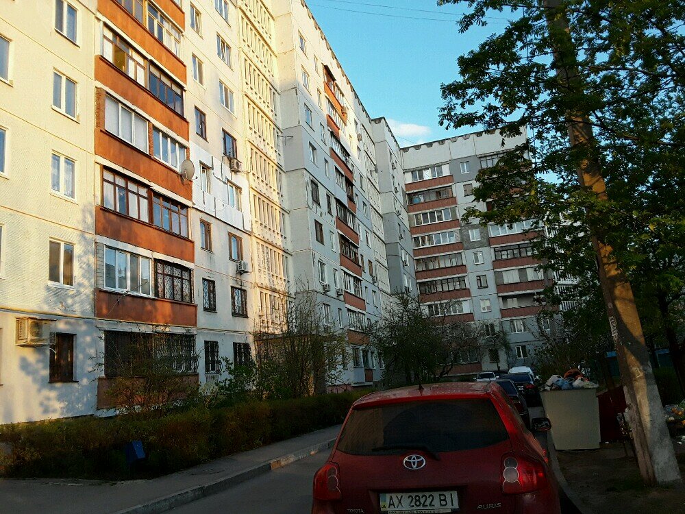 Konut blokları ОСМД Родник-10, Harkiv, foto