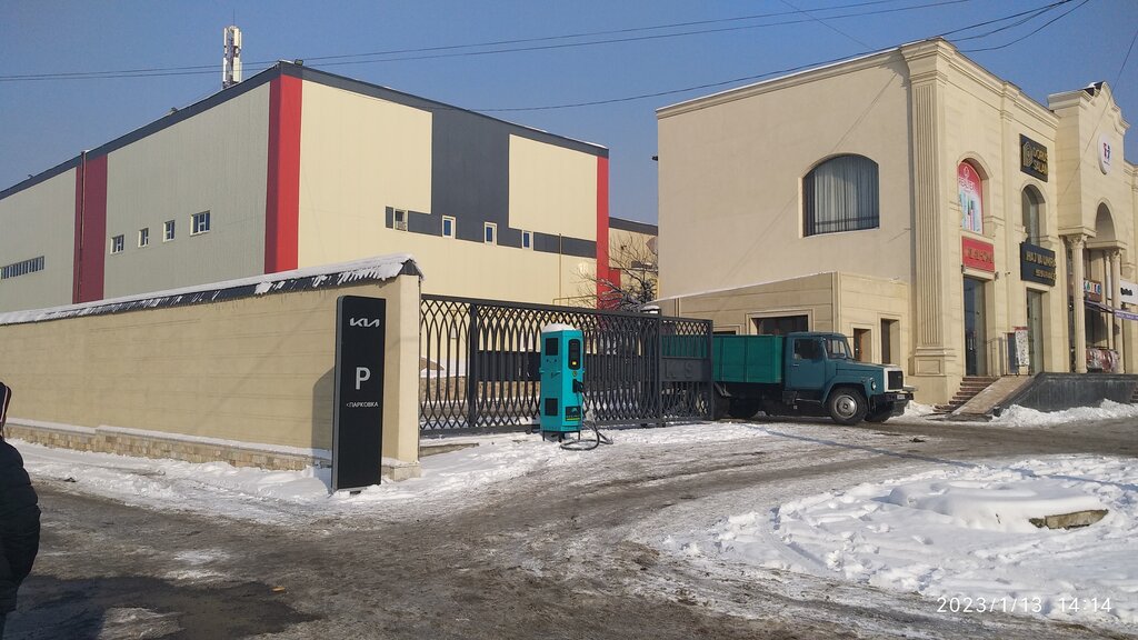 Elektrikli oto şarj istasyonları Megawatt Energy, Taşkent, foto