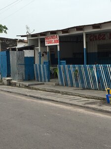 Gnadnda terre jaune (Brazzaville, Commune de Moungali, Lobi Moungali Rue), bar  Brazzaville'den