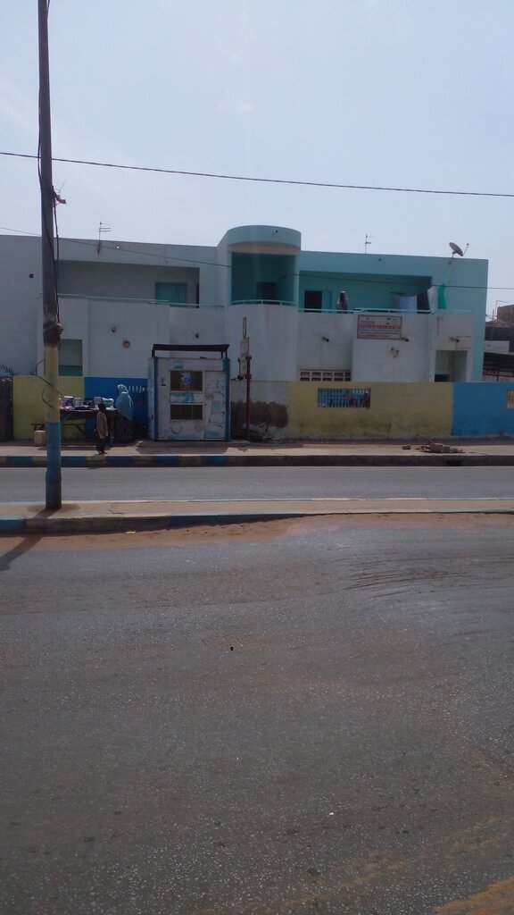 Tıp merkezleri ve klinikler District Sanitaire de Mbao, Dakar, foto