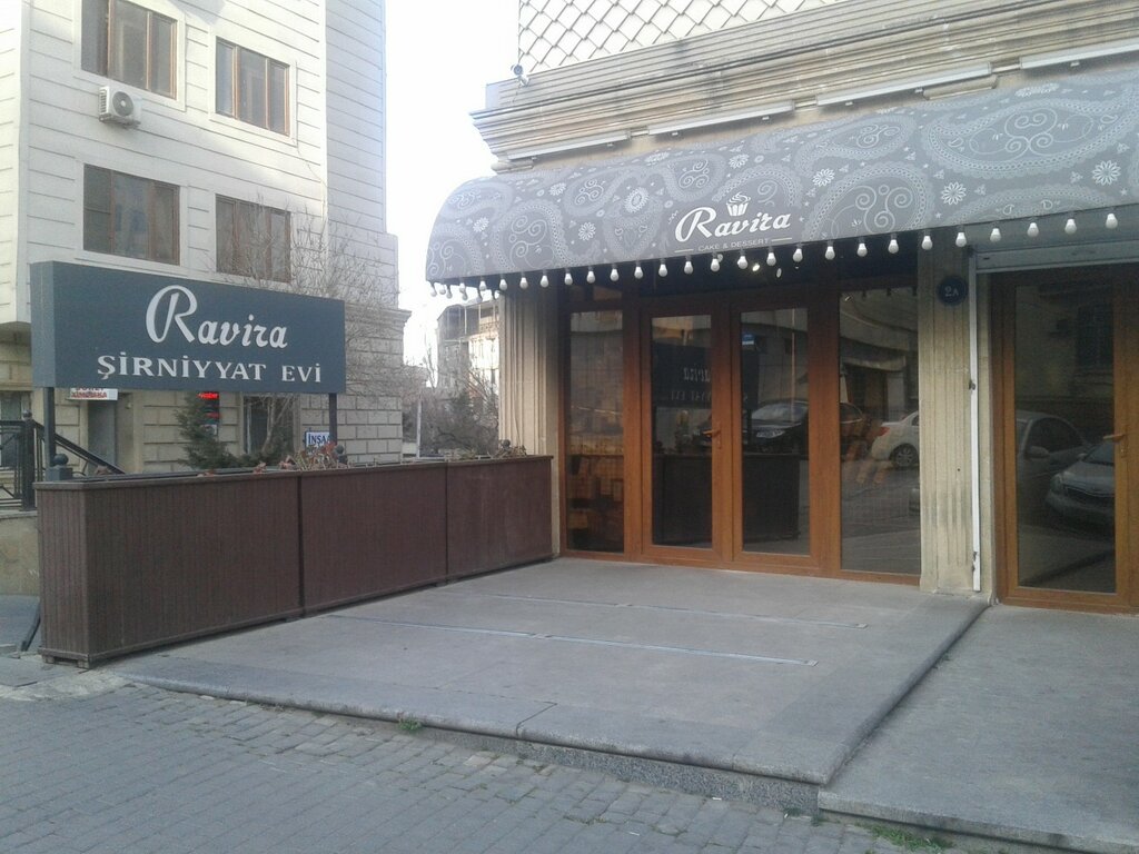 Pasta, şekerleme ve tatlı Ravira, Bakü, foto