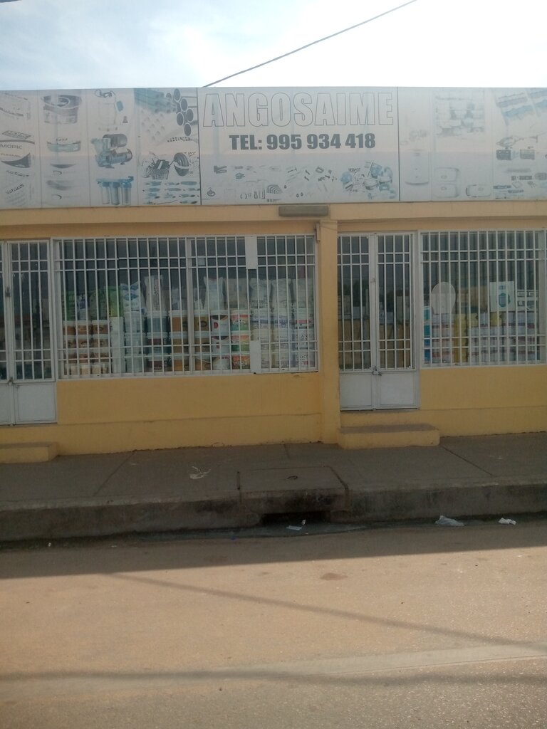 Giyim mağazası Ango Saime Comercial, Loanda, foto