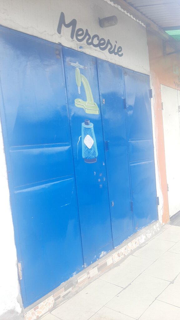 Dikiş malzemeleri Mercerie, Brazzaville, foto