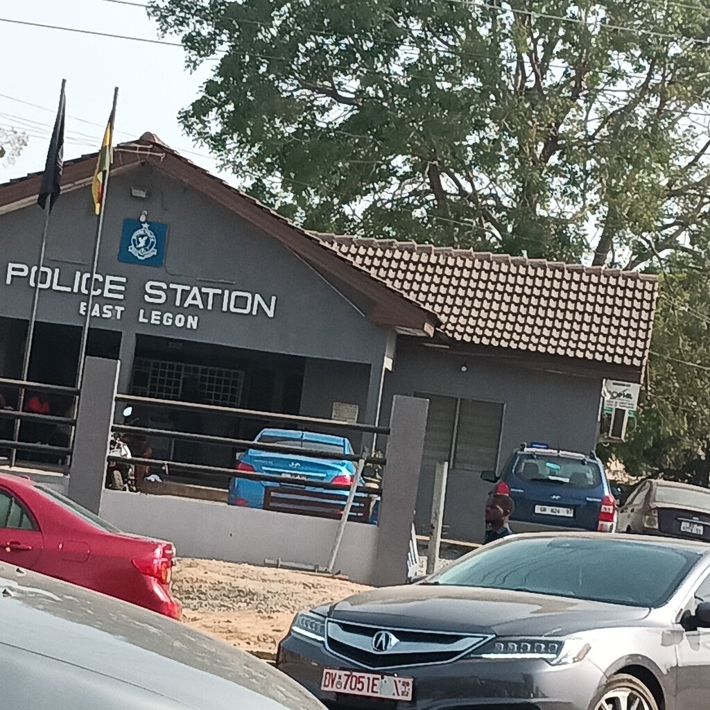 Polis merkezleri East-Legon Police Station, Akra, foto