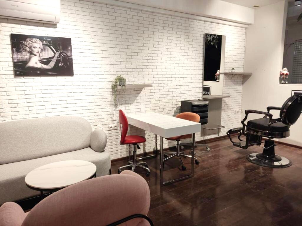 Güzellik salonu Makarenko Strigki, Moskova, foto