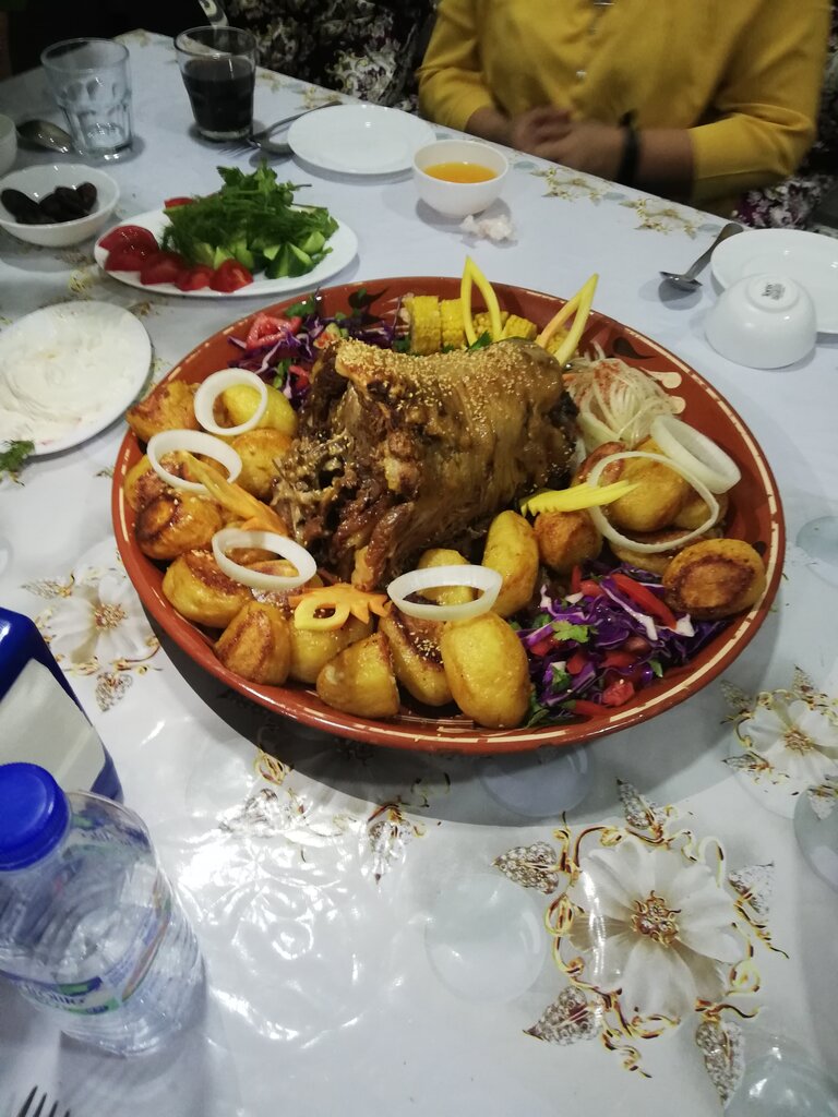 Kafe Kumush, Çırçık, foto