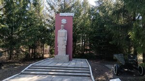 Солдат (Chuvash Republic, Cheboksarskiy District, derevnya Vurmankas-Turunovo), anıt, heykel  Çuvaşya'dan