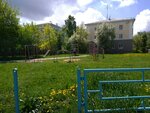 Playground (Sverdlovsk Region, munitsipalnoye obrazovaniye Yekaterinburg, Ordzhonikidzevskiy City administrative district), oyun alanı  Yekaterinburg'dan