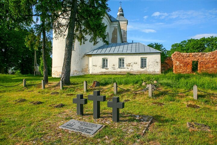 Mezarlıklar Кладбище солдат Первой мировой войны, Minskaya oblastı, foto