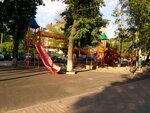 Playground (Tula Region, munitsipalnoye obrazovaniye Tula, Sovetskiy City administrative district, Tolstovskiy skver), oyun alanı  Tula'dan