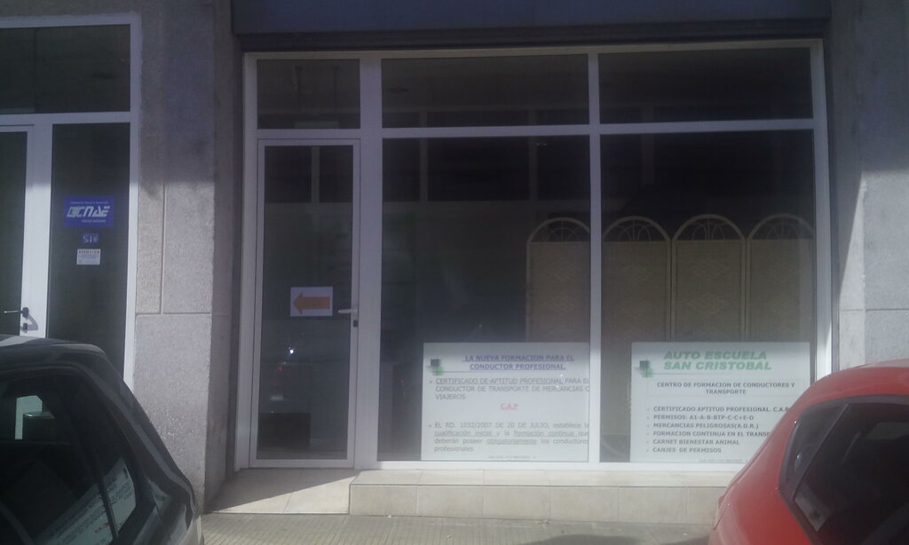Sürücü kursları Autoescuela San Cristóbal, Ourense, foto