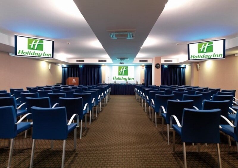 Otel Holiday Inn Salerno - Cava De'Tirreni, Campania, foto
