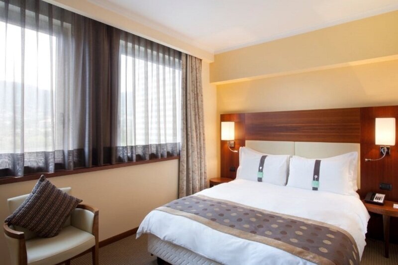 Otel Holiday Inn Salerno - Cava De'Tirreni, Campania, foto