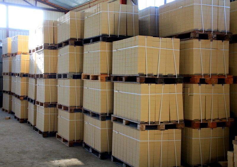 Tuğla firmaları NevKirpich, Nevinnomissk, foto