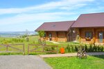 Uyazy-Tau (Republic of Bashkortostan, gorodskoy okrug Oktyabrskiy, M-5 Ural, 1285-y kilometr), resort oteller, tesisler  Oktiabrski'den