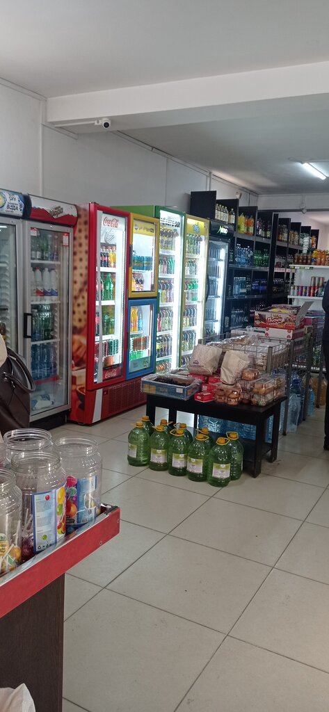 Süpermarket Asyl Tor, Celal‑Abad İli, foto