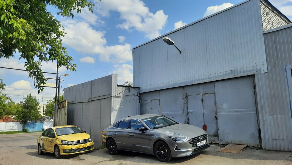 Express yağ değişim noktası Экспресс-пункт замены масла, Moskova, foto