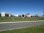 Playground (Homieĺskaja voblasć, Hojniki, Jubiliejny Microdistrict), oyun alanı  Khoiniki'den