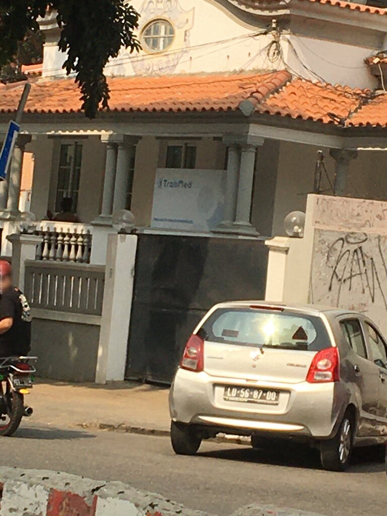 Tıp merkezleri ve klinikler Trabmed Luanda, Loanda, foto
