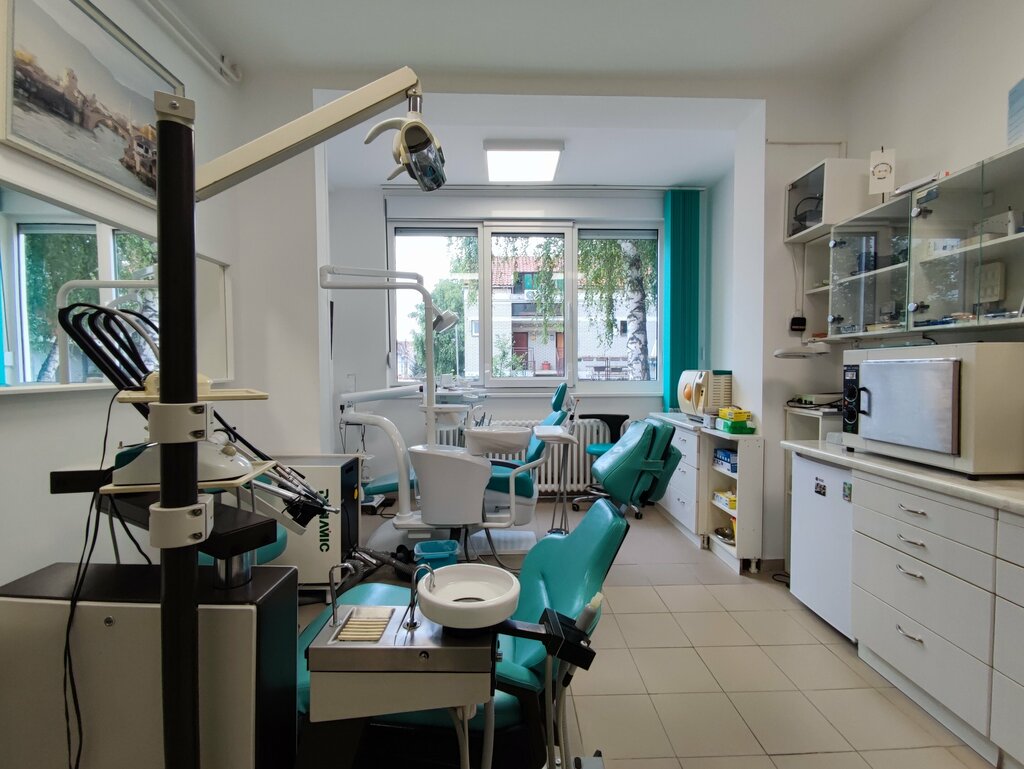 Özel ağız ve diş sağlığı klinikleri ve muayenehaneleri Stomatološka Ordinacija Caninus, Belgrad, foto