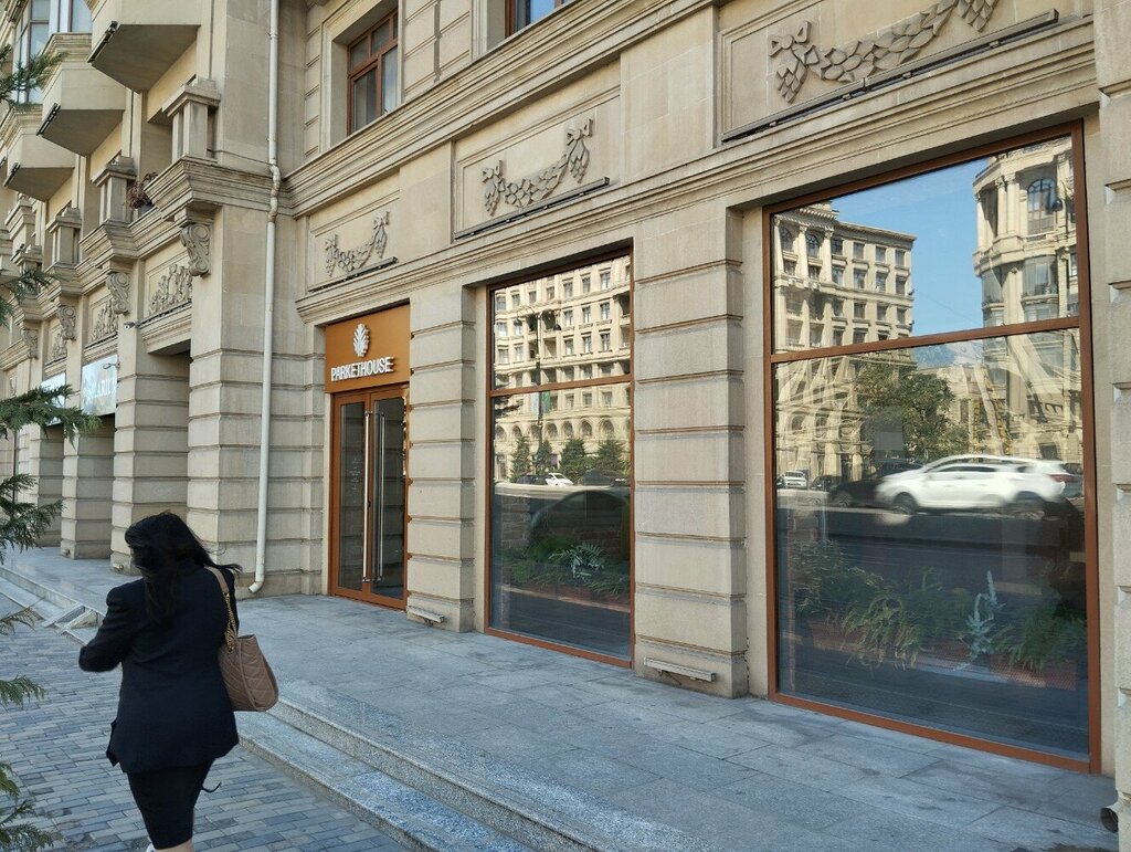 Özel mobilya yapımı Parket Hause, Bakü, foto