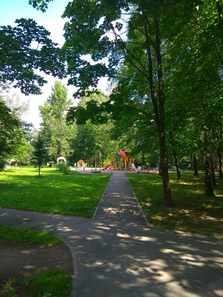 Oyun alanı Playground, Saint‑Petersburg, foto