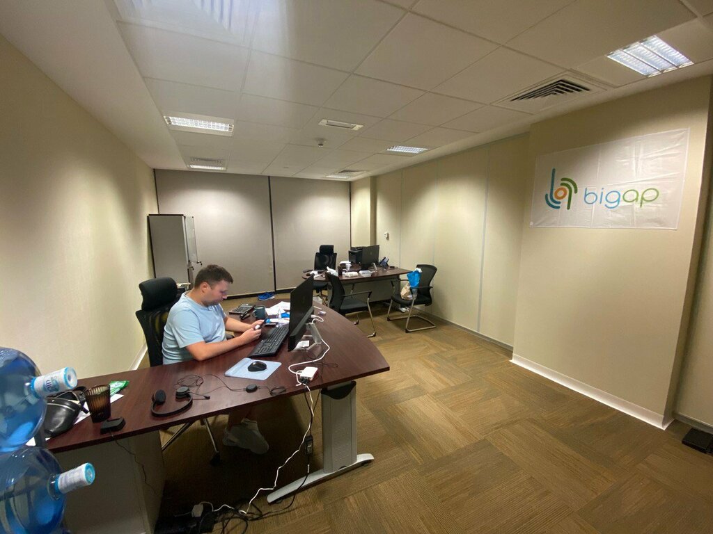 Elektronik eşya mağazaları Bigap, Dubai, foto