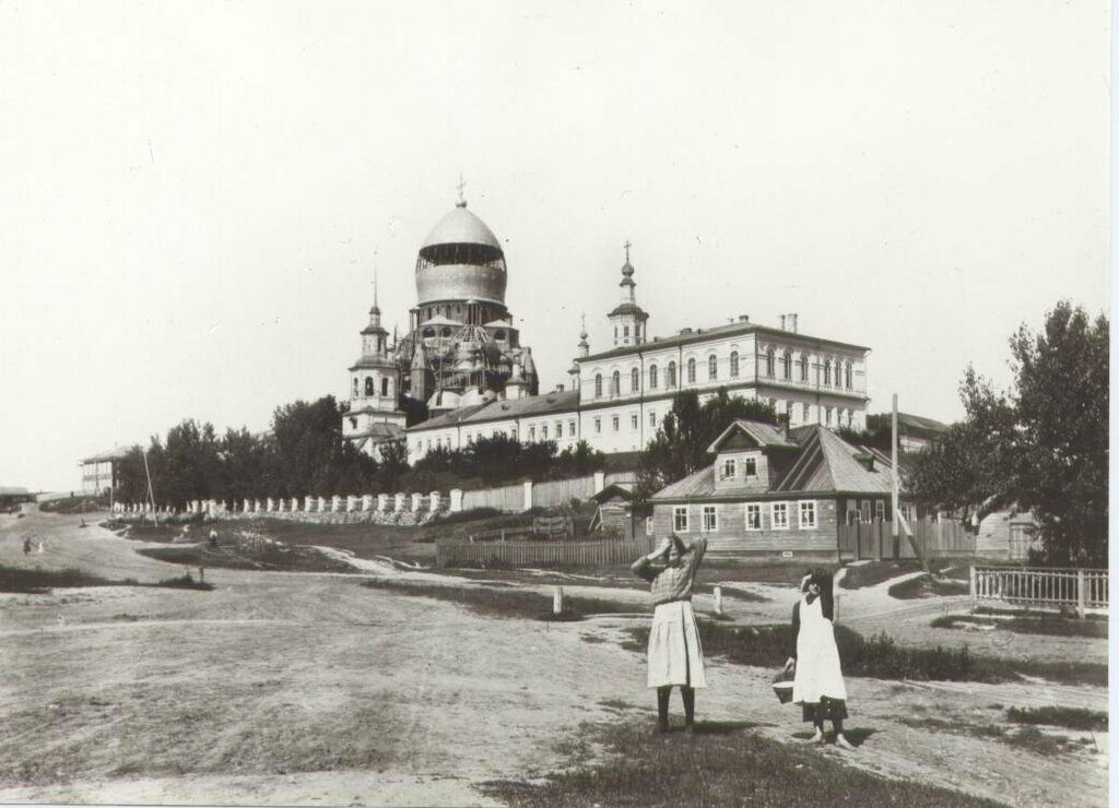 Turistik yerler Ustyuzhsky Saint John the Baptist Convent, Velikiy Ustug, foto