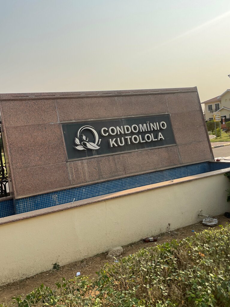 Yurtlar Condominio Kutolola, Loanda, foto