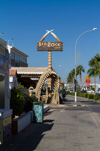Bed Rock Restaurant (Ayia Napa, Avenue Nissi, Gazimağusa Bölgesi), restoran  Aya Napa'dan