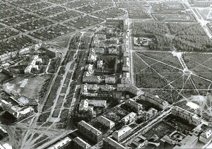 Фестивальный сквер (Krasnoyarsk Urban District, Oktyabrskiy City Administrative District, Festivalny skver), kültür ve eğlence parkları  Krasnoyarsk'tan