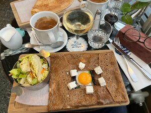 Café de Flore (Boulevard Saint-Germain No:172, Paris), kafe  Paris'ten