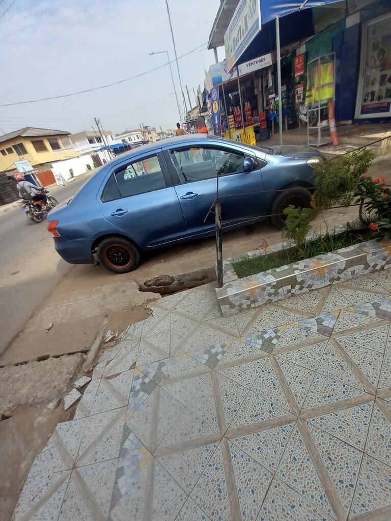 Çamaşırhaneler Dalapador Laundromat, Akra, foto
