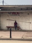 ETs M. N (Brazzaville, Avenue de la Paix), garajlar  Brazzaville'den