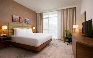 Hilton Garden Inn Orenburg (Marshala Zhukova Street No:26), otel  Orenburg'dan