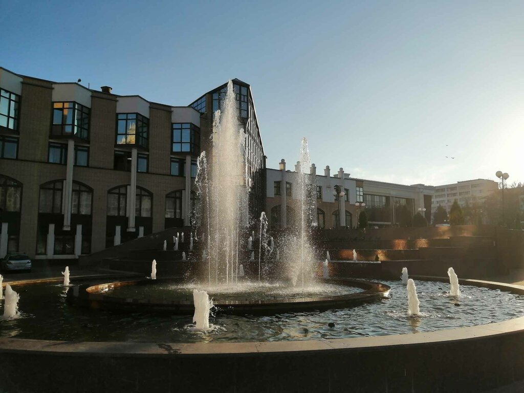 Çeşme Светомузыкальный фонтан, Saransk, foto