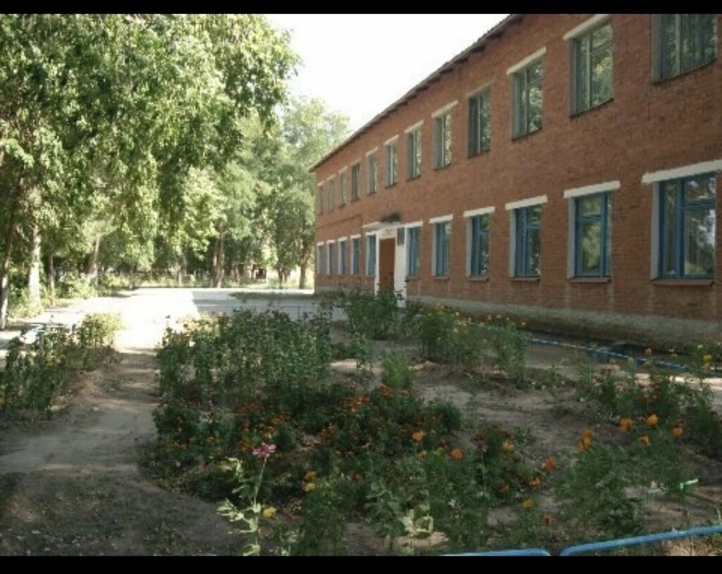 Ortaokul Яблонковая школа, Astrahanskaya oblastı, foto